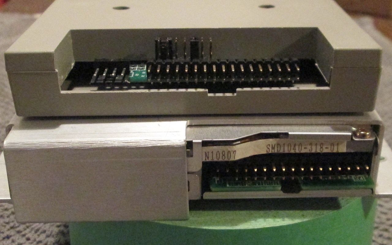 HP 1660A Logic Analyzer Floppy Drive Replacement - Some Disassembly ...